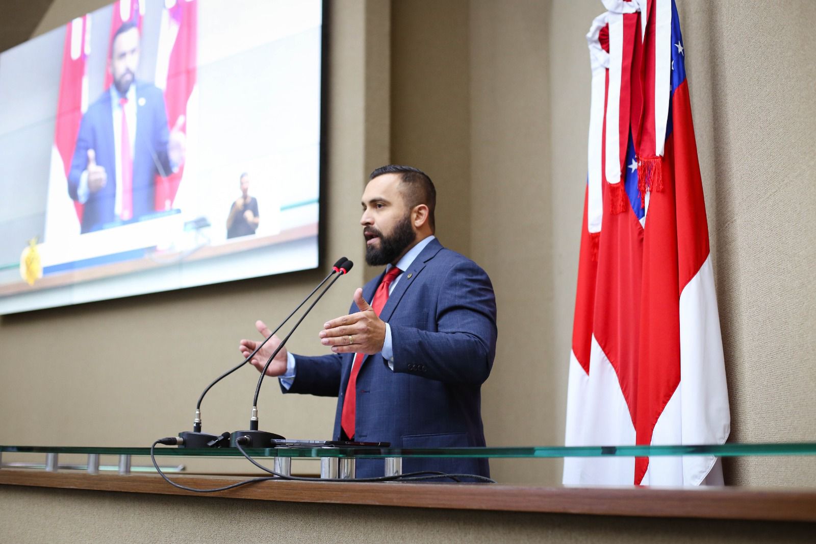 ALEAM - Dr. George Lins propõe grupo de trabalho entre UEA e FCecon ...